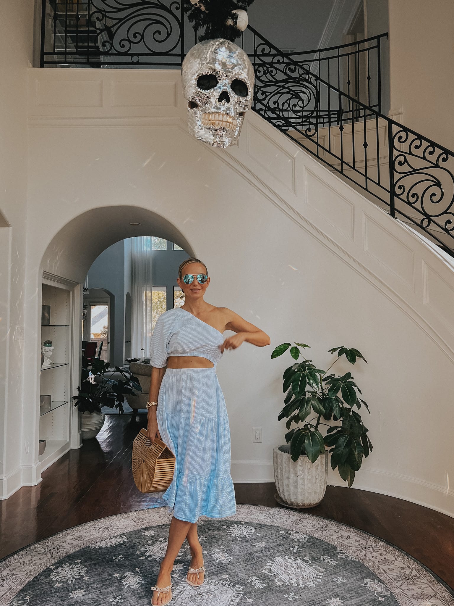 Huge Disco Skull DIY - lindsaystewart.com