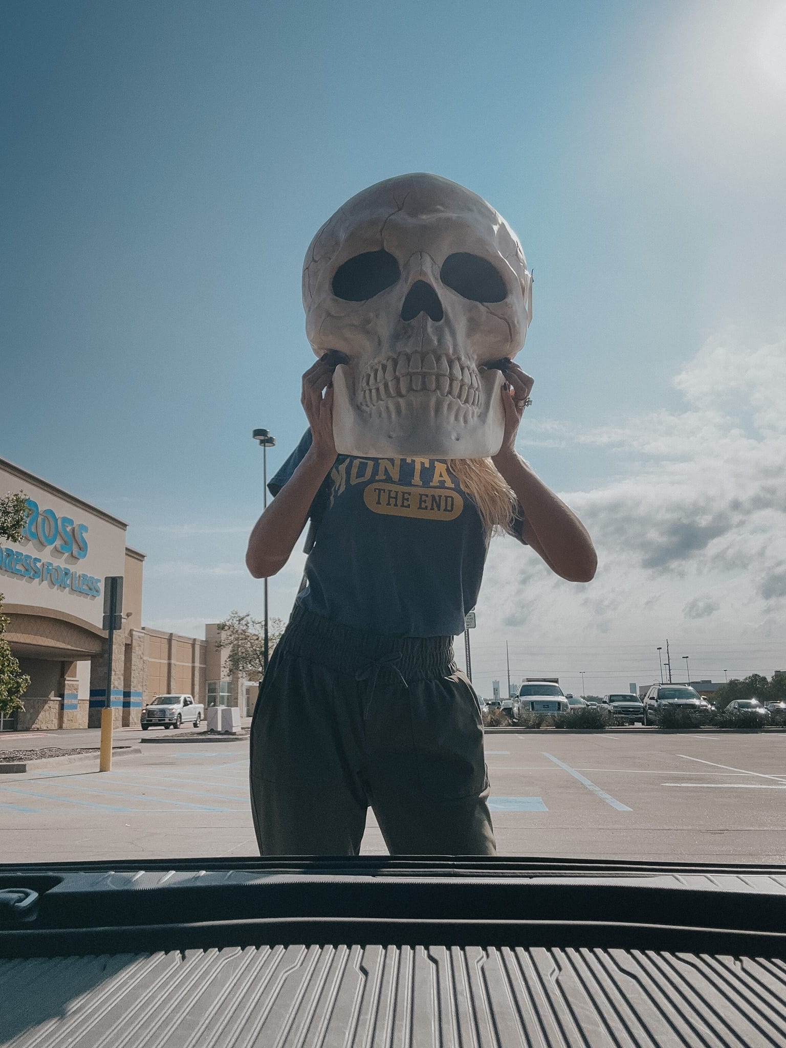 Huge Disco Skull DIY - lindsaystewart.com